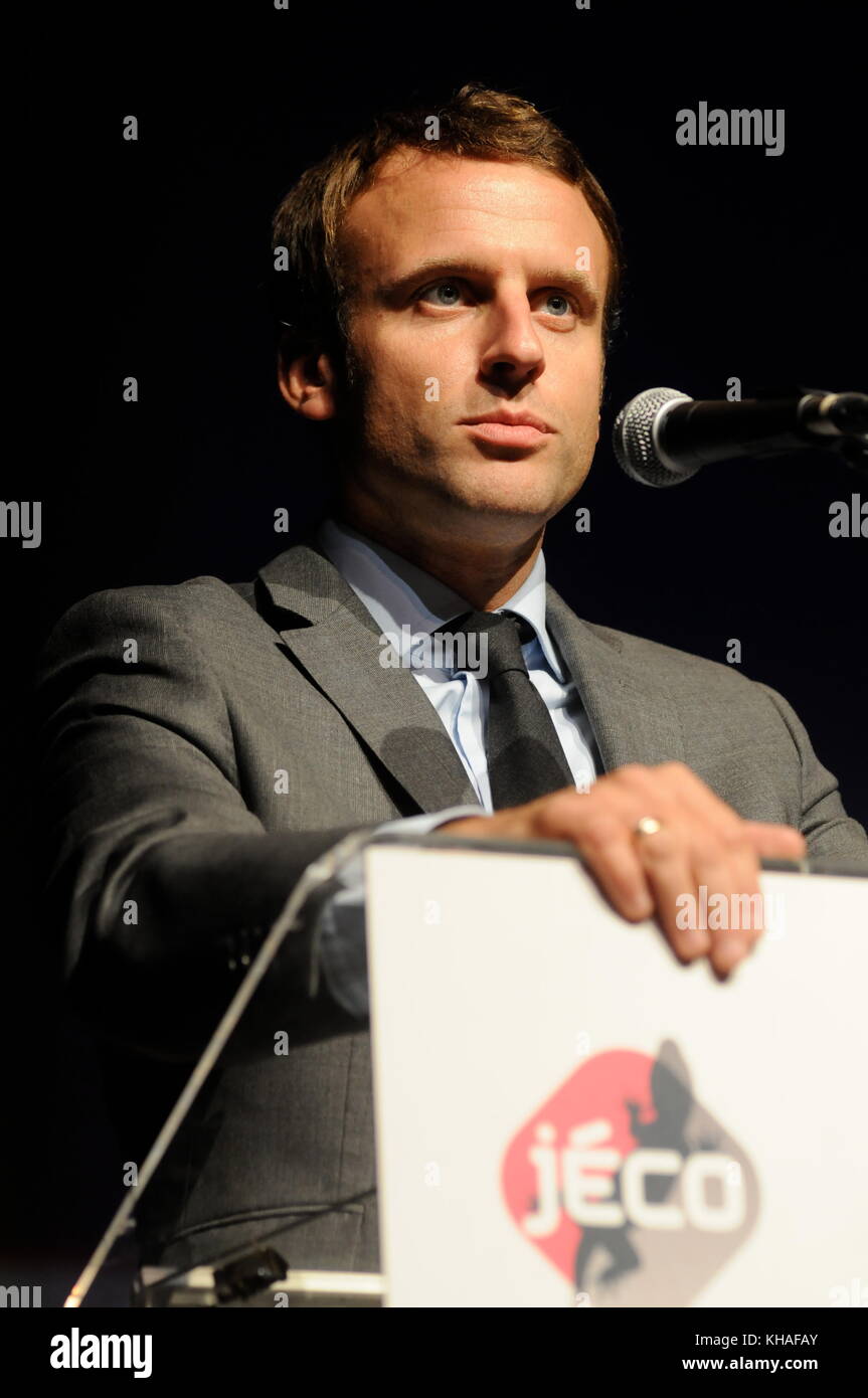 Emmanuel macron young hi-res stock photography and images - Alamy