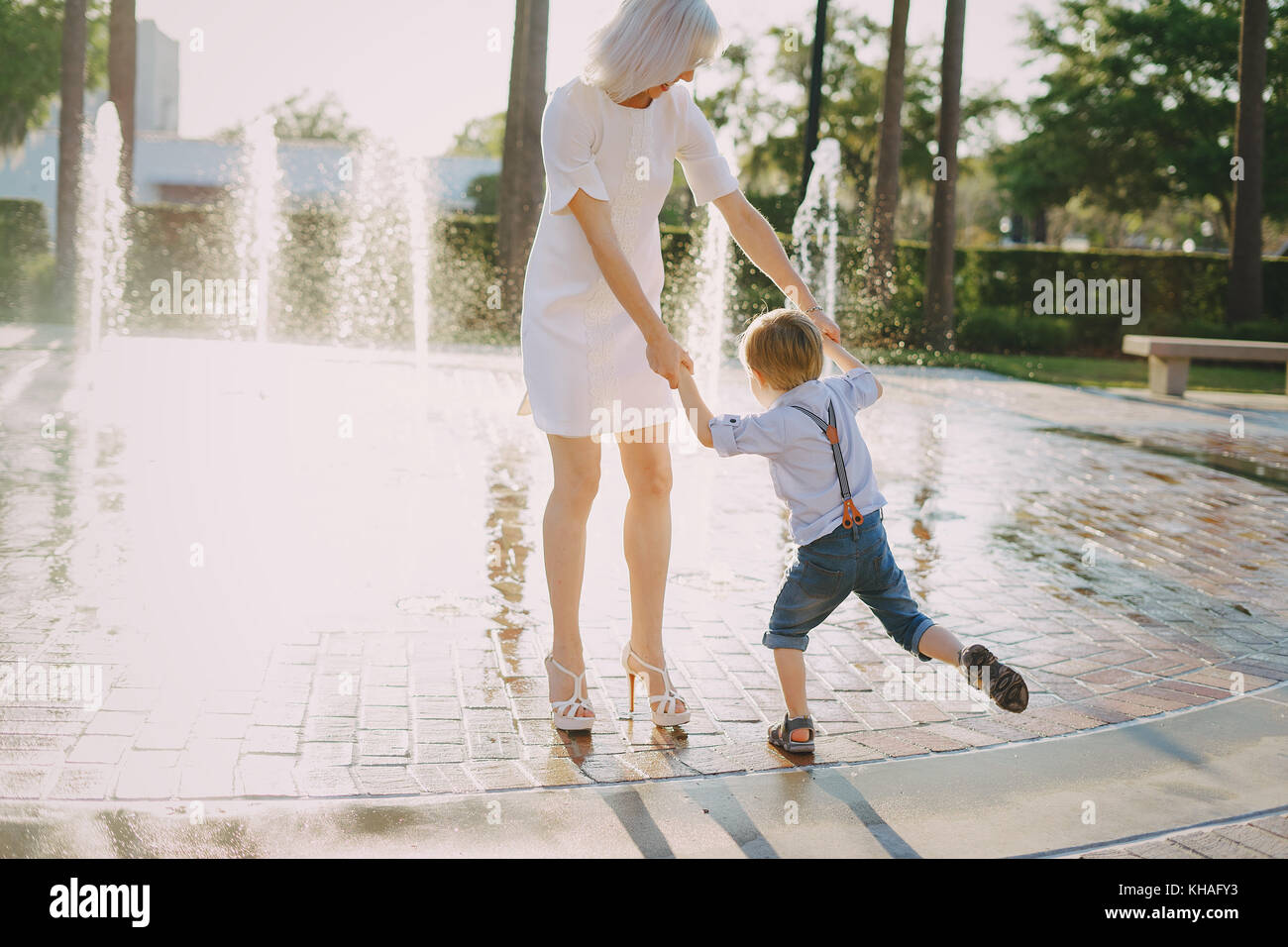 beautiful young family Stock Photo - Alamy