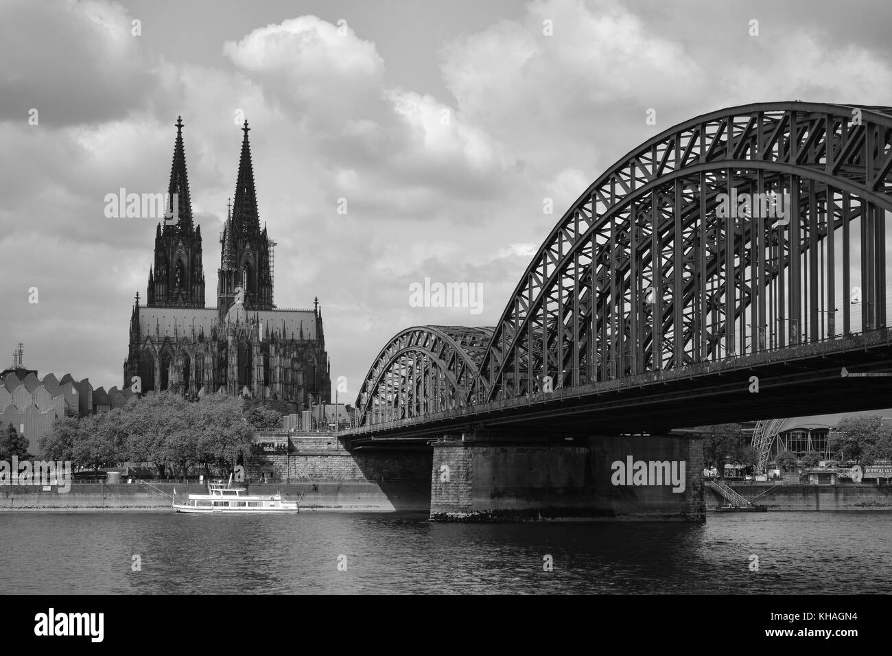 Koln Black and White Stock Photos & Images - Alamy