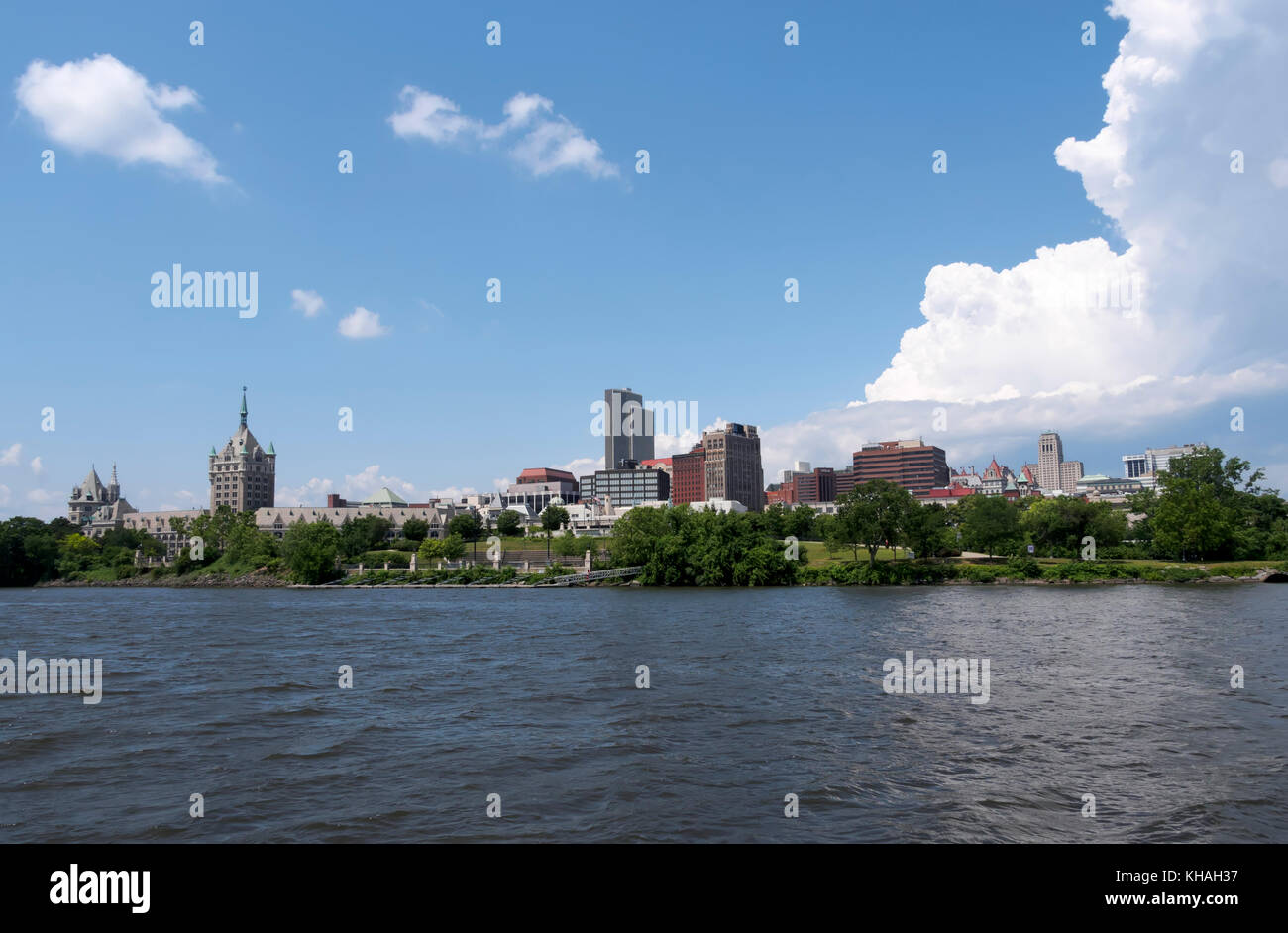 Hudson river docks hi-res stock photography and images - Alamy