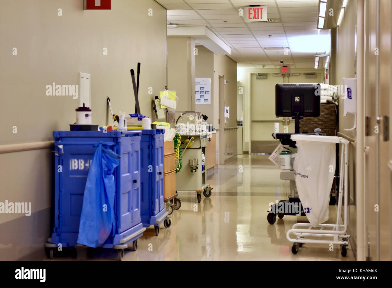 Hospital hallway with cleaning supplies Stock Photo: 165577840 - Alamy