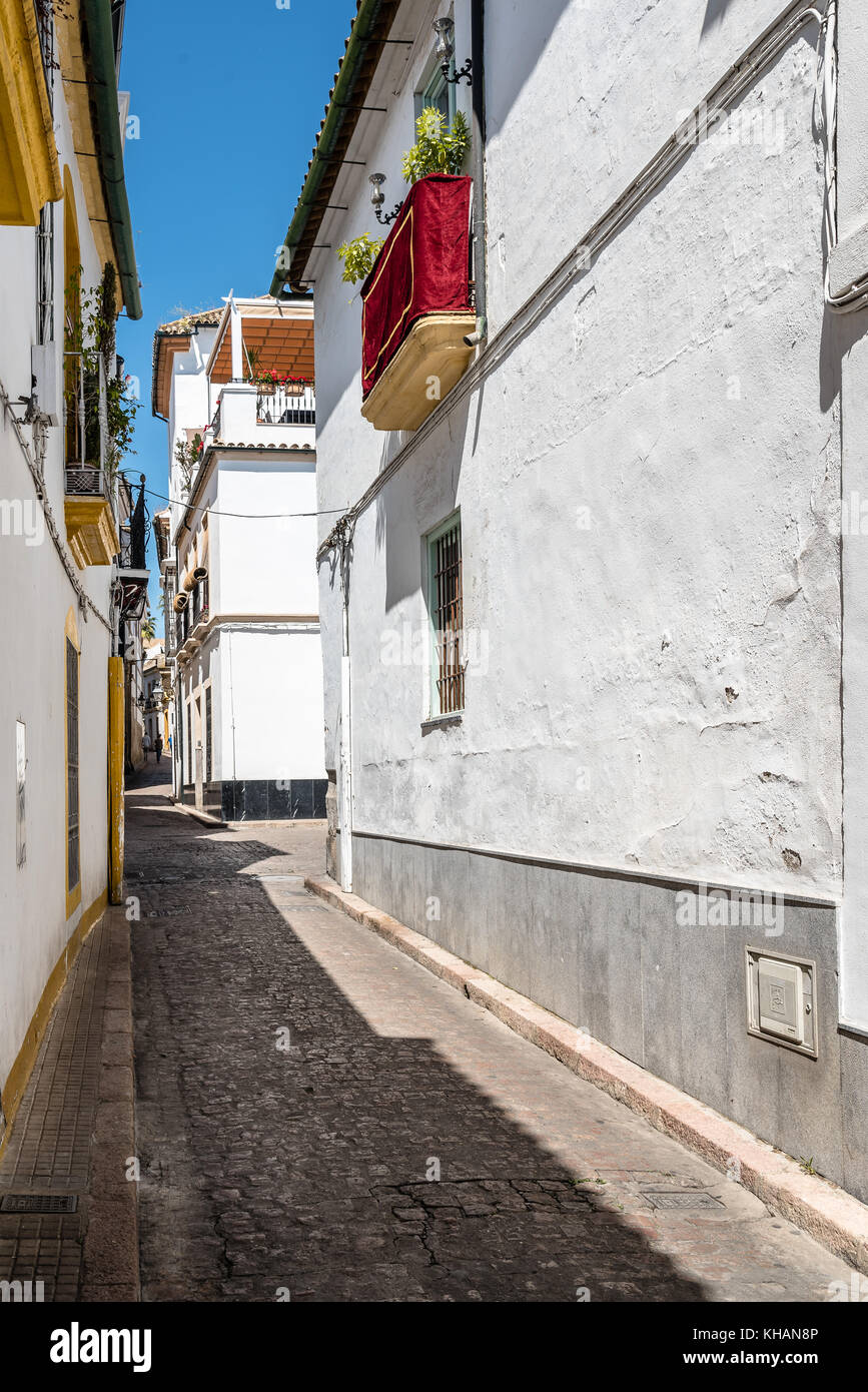 Street in the old city of Cordoba Stock Photo - Alamy