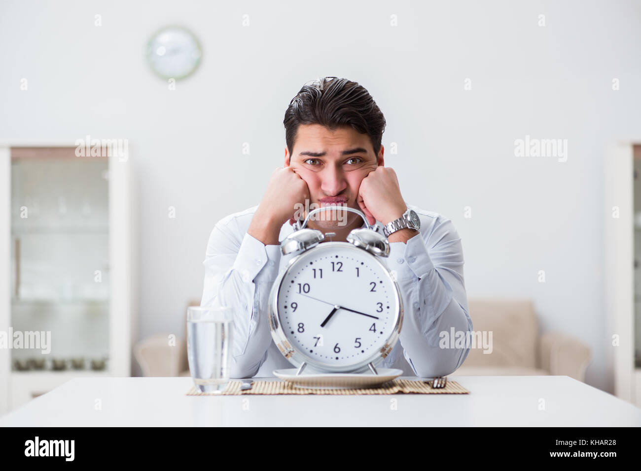 Concept of slow service in restaurants Stock Photo - Alamy