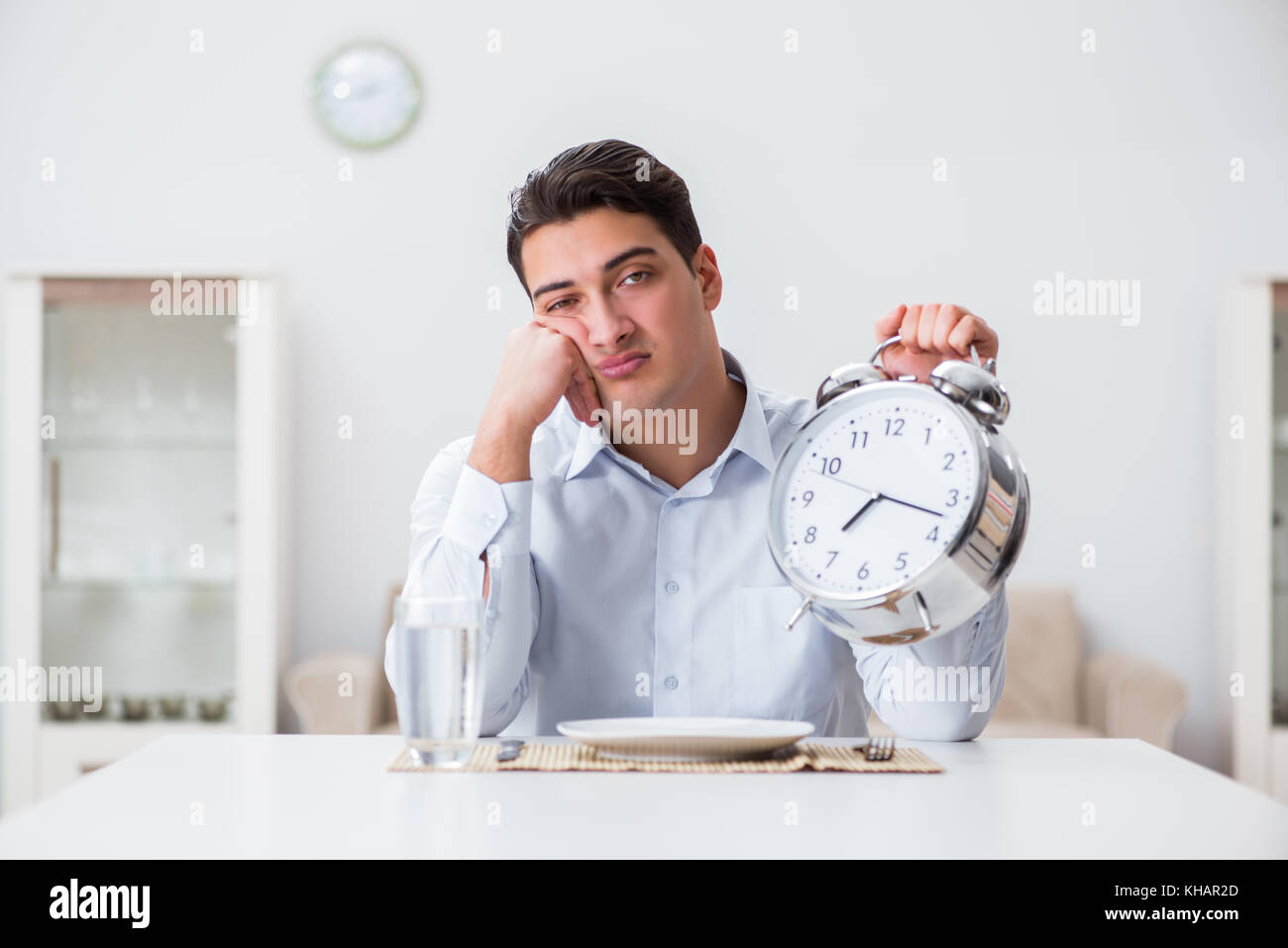Concept of slow service in restaurants Stock Photo - Alamy