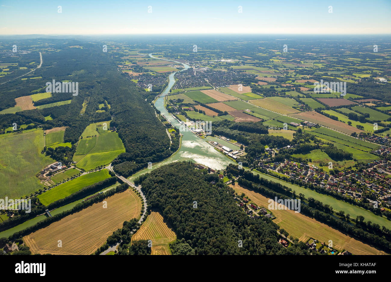 Node to the Midland Canal, sluice at the Dortmund-Ems Canal, canal ...