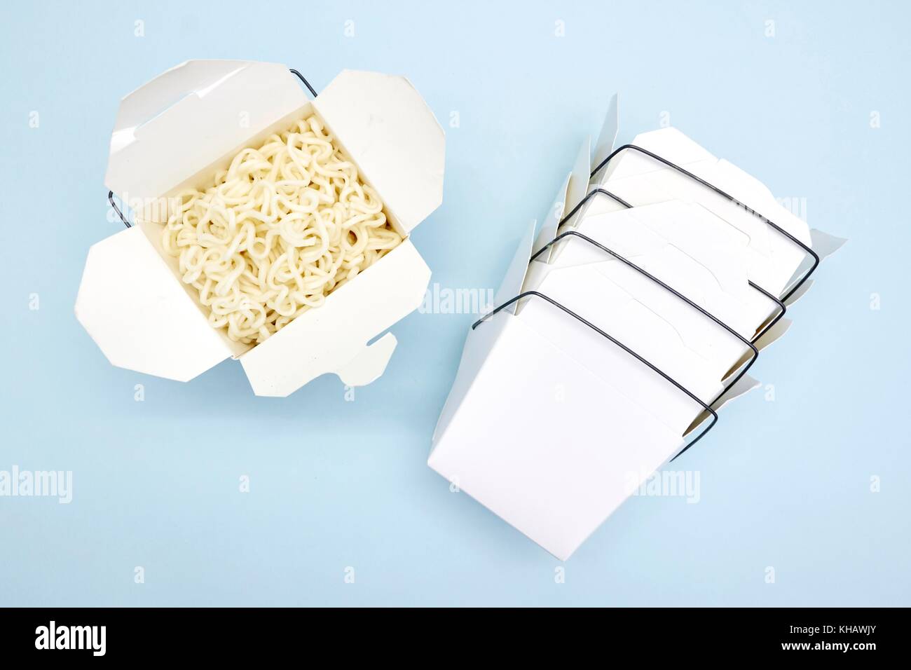 A studio photo of a cup of noodles Stock Photo - Alamy