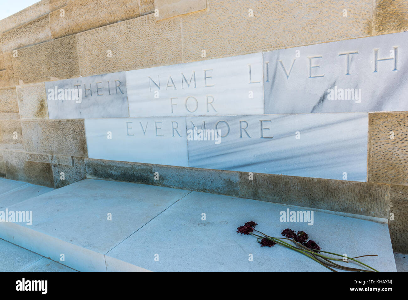 Battlefield cemeteries hi-res stock photography and images - Alamy