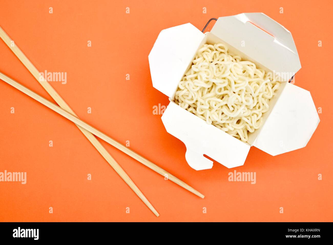 A studio photo of a cup of noodles Stock Photo - Alamy
