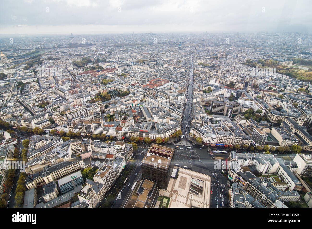Areal view paris hi-res stock photography and images - Alamy