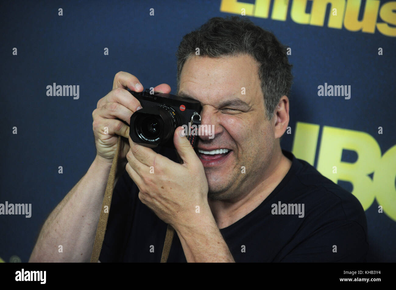 NEW YORK, NY - SEPTEMBER 27: Jeff Garlin attends the 'Curb Your ...