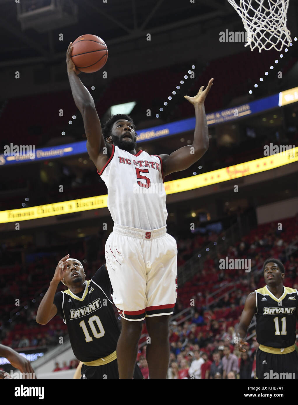 Raleigh, North Carolina, USA. 14th Nov, 2017. DARIUS HICKS (5) of North ...