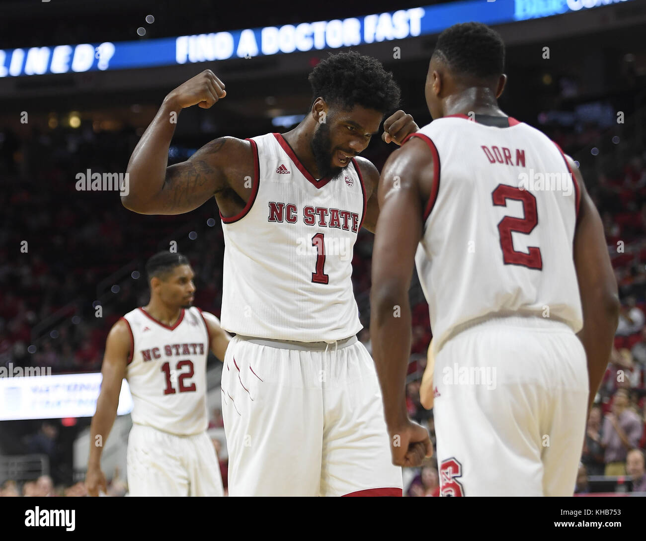 Raleigh, North Carolina, USA. 14th Nov, 2017. LENNARD FREEMAN (1) of ...