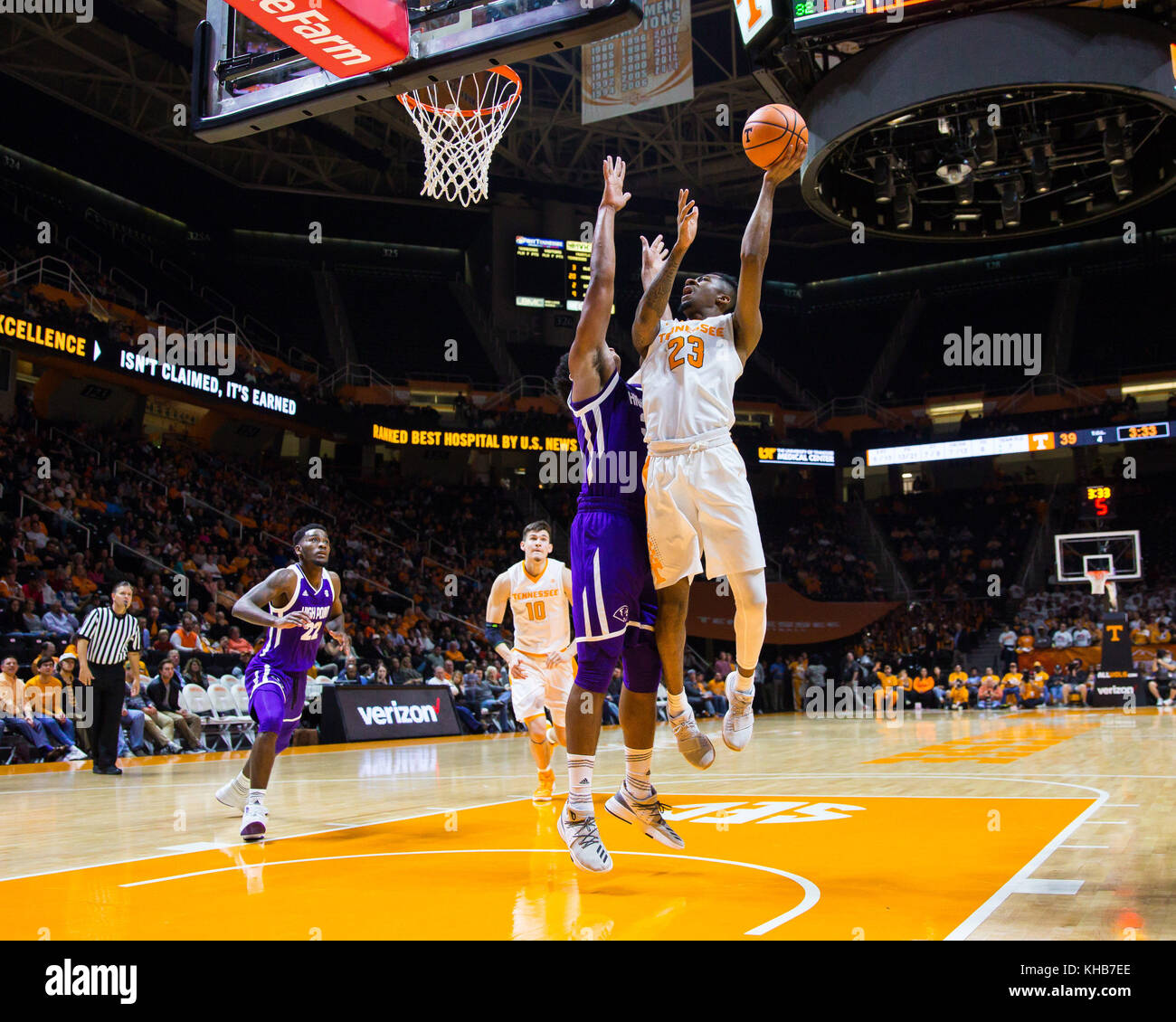 University of Tennessee, Tennessee November 14, 2017: Jordan Bowden #23 ...