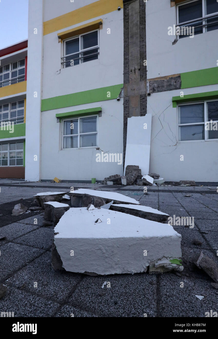 15th Nov, 2017. M5.4 quake rocks southeastern S. Korea The rubble of a ...