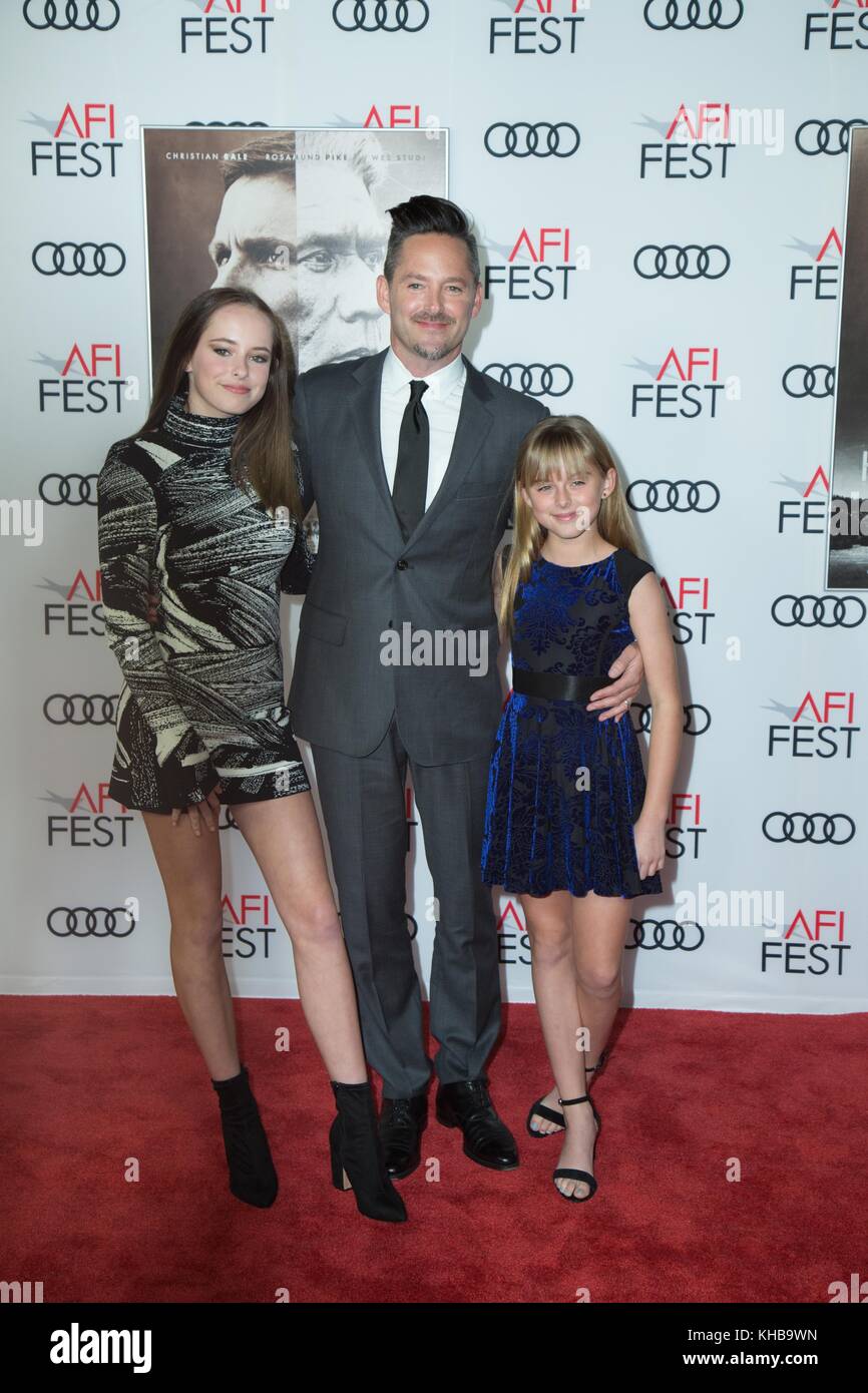 Tcl Chinese Theatre, USA. 14th Nov, 2017. Stella Cooper, Scott Cooper ...