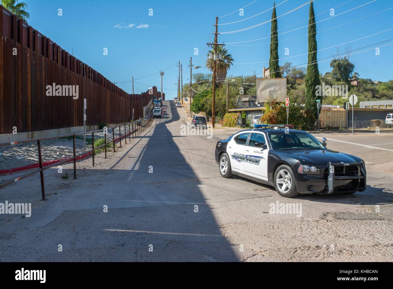 Nogales, Arizona, USA. 14th Nov, 2017. The border wall at the US ...