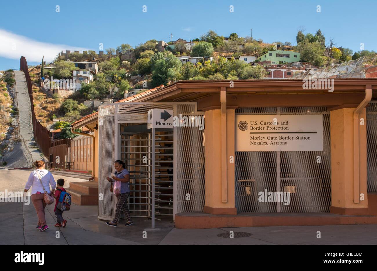 Nogales, Arizona, USA. 14th Nov, 2017. Border Station at the US -Mexico ...