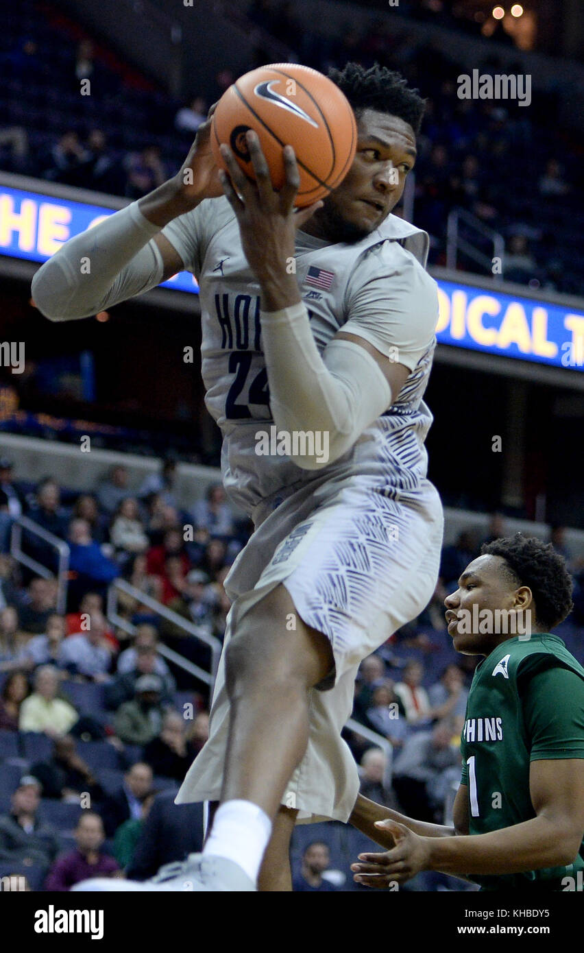 Washington, DC, USA. 12th Nov, 2017. 20171112 - Georgetown forward ...
