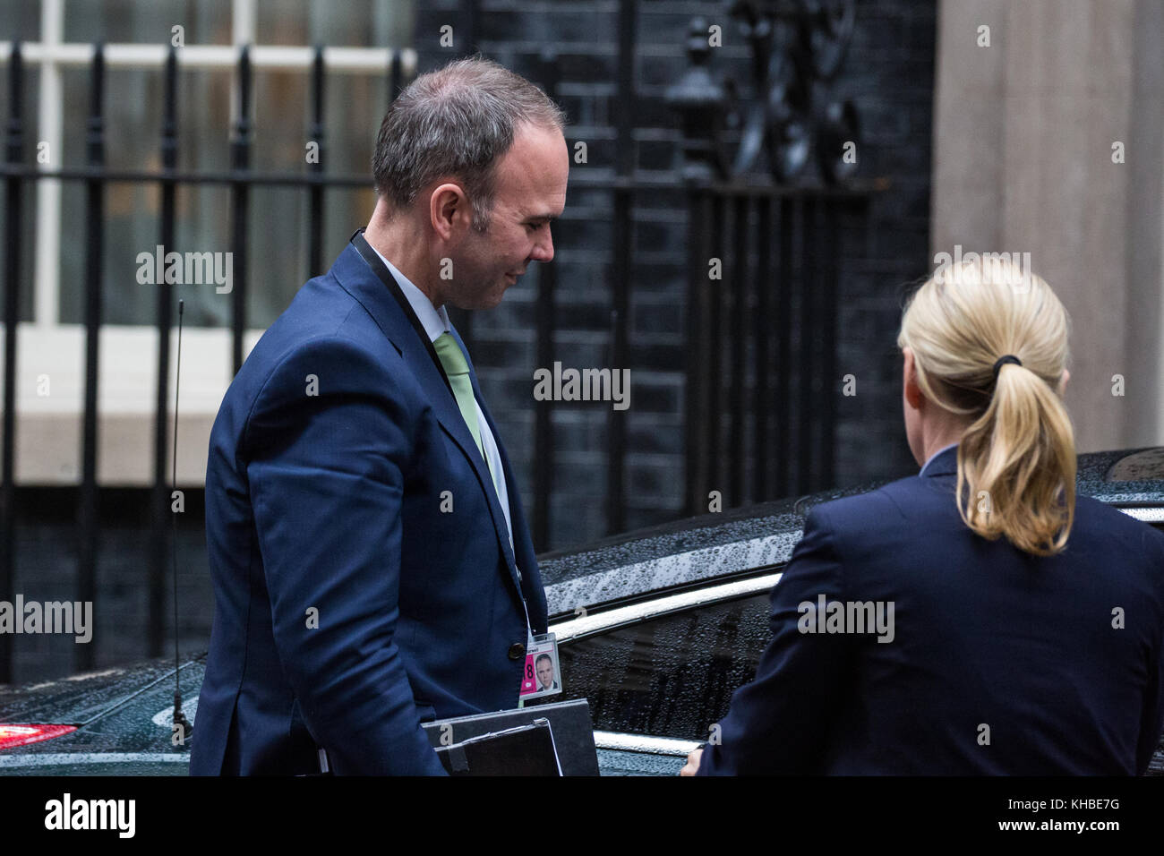 London, UK. 15th Nov, 2017. Gavin Barwell, No. 10 Chief of Staff, gets ...