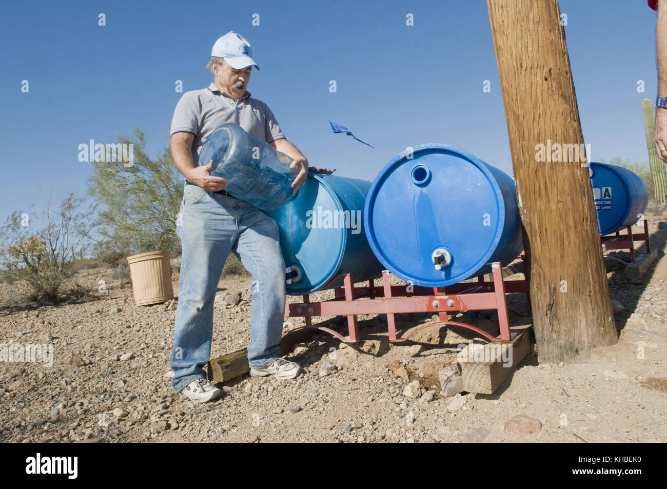 Ajo, Arizona, USA. 16th Oct, 2010. Humane Borders volunteers Lawn ...