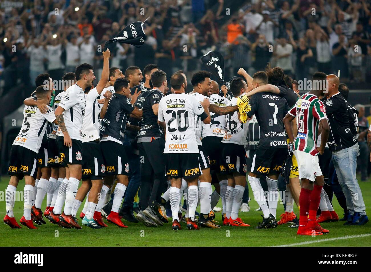 SÃO PAULO, SP - 15.11.2017: CORINTHIANS X FLUMINENSE - Corinthians team ...