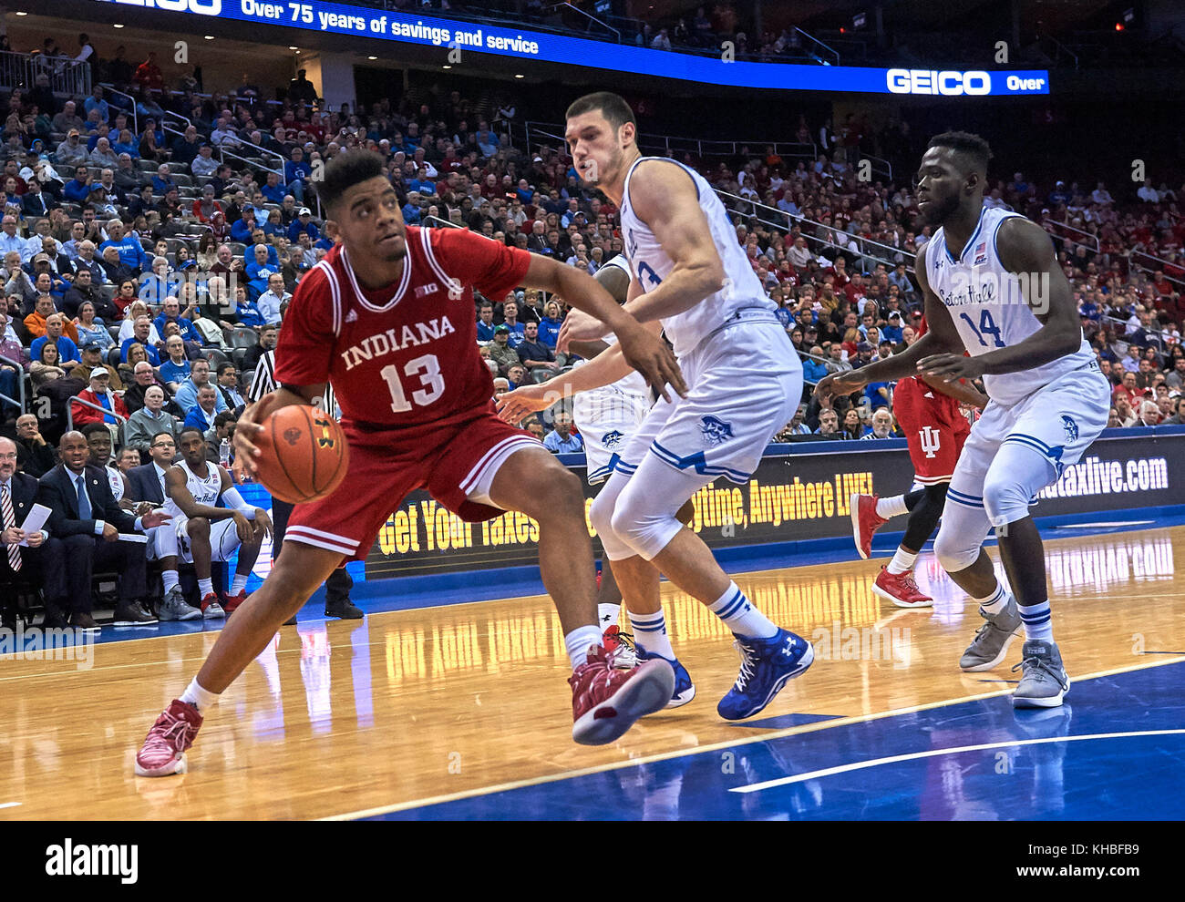 Newark, New Jersey, USA. 15th Nov, 2017. Indiana's forward Juwan Morgan ...