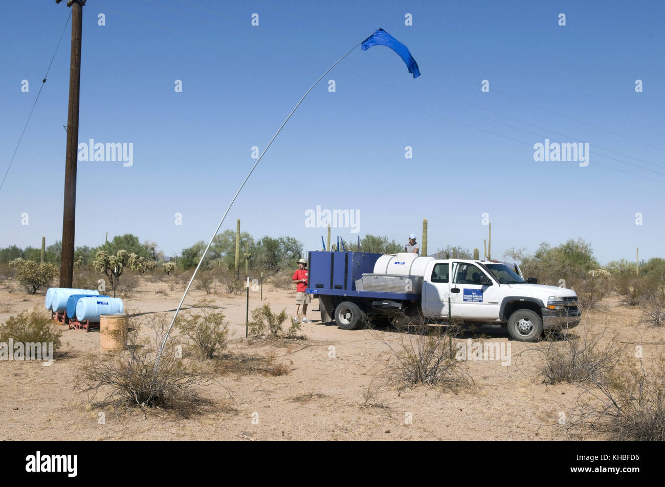 Ajo, Arizona, USA. 16th Oct, 2010. Humane Borders volunteers Lawn ...