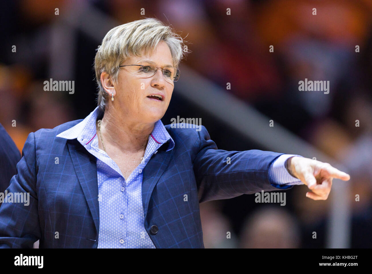 November 15, 2017: head coach Holly Warlick of the Tennessee Lady ...
