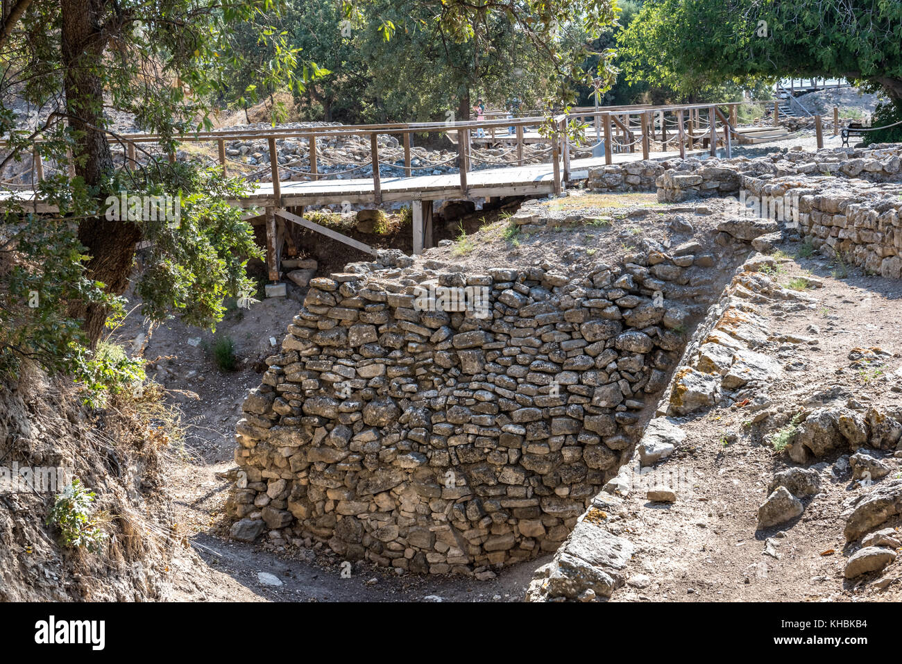 Ruins of ancient legendary city of Troy in Canakkale, Turkey Stock ...
