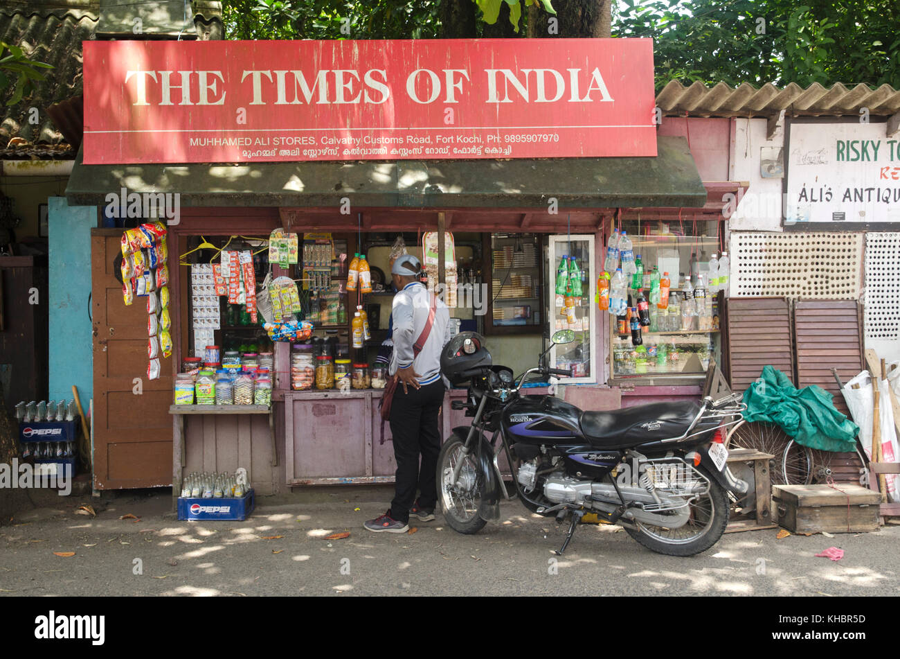 Street scene in Fort Cochin, Kerala, India Stock Photo - Alamy