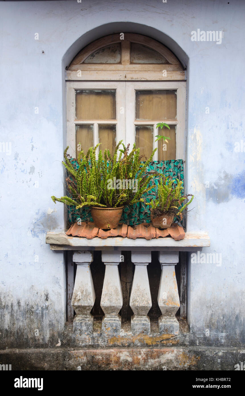Panaji old building architecture hi-res stock photography and images ...