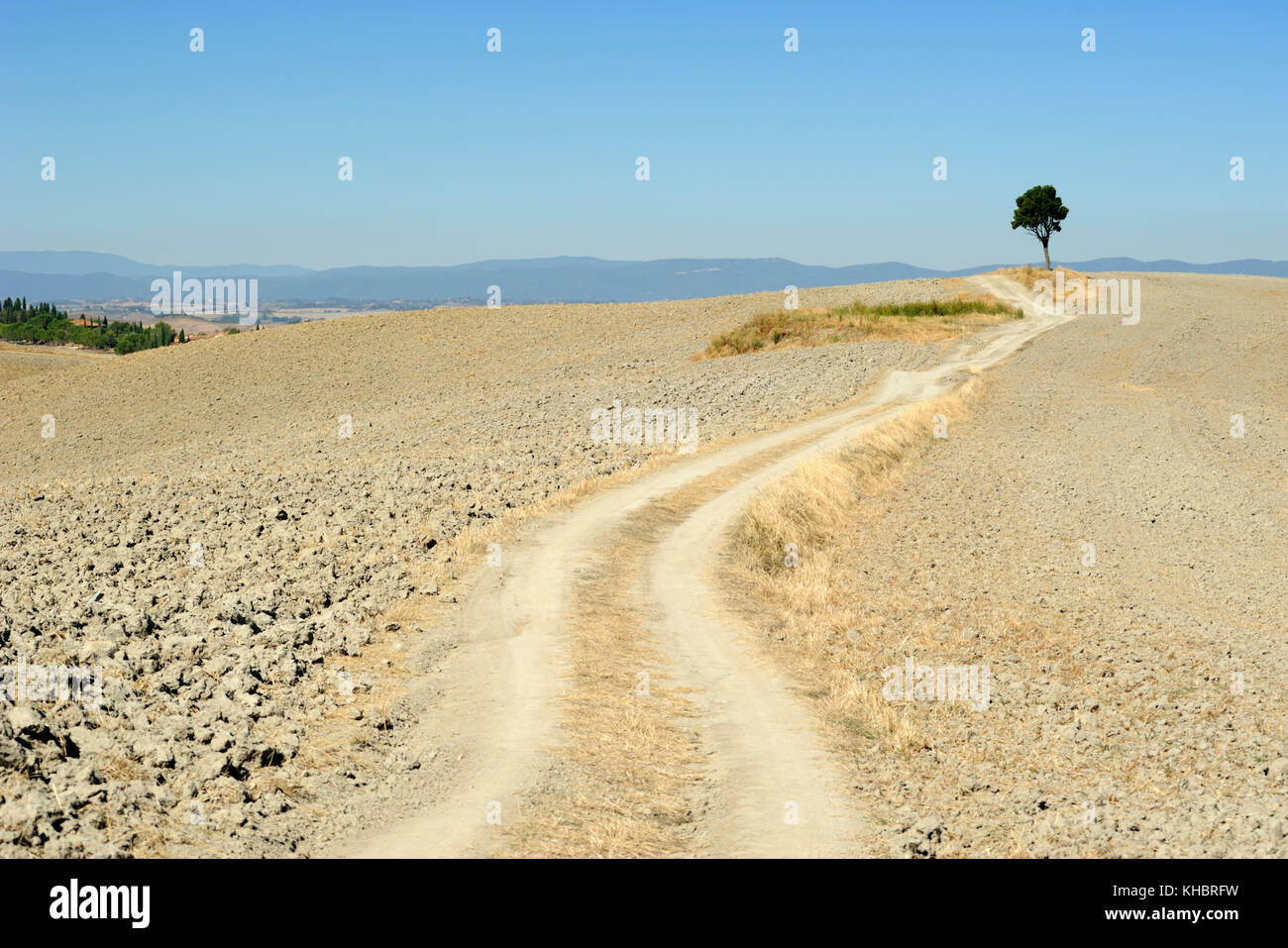 Crete senesi roads hi-res stock photography and images - Alamy