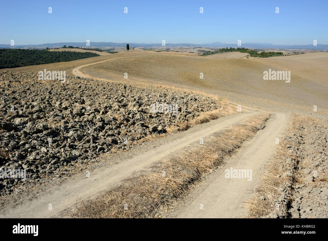 Italy, Tuscany, Crete Senesi, countryside path Stock Photo - Alamy