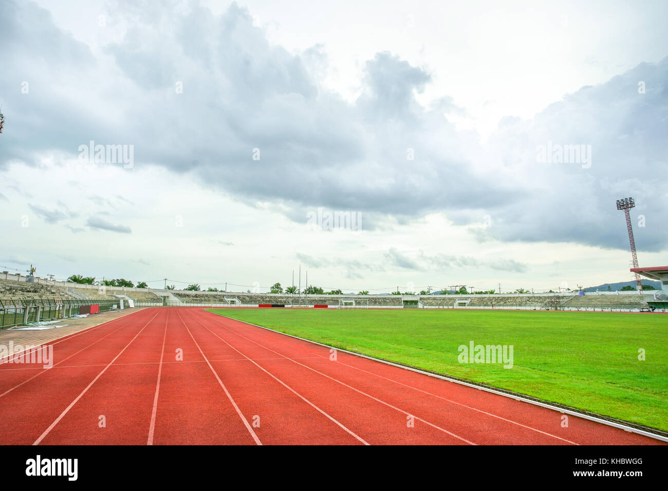 Track and field stadium hi-res stock photography and images - Alamy