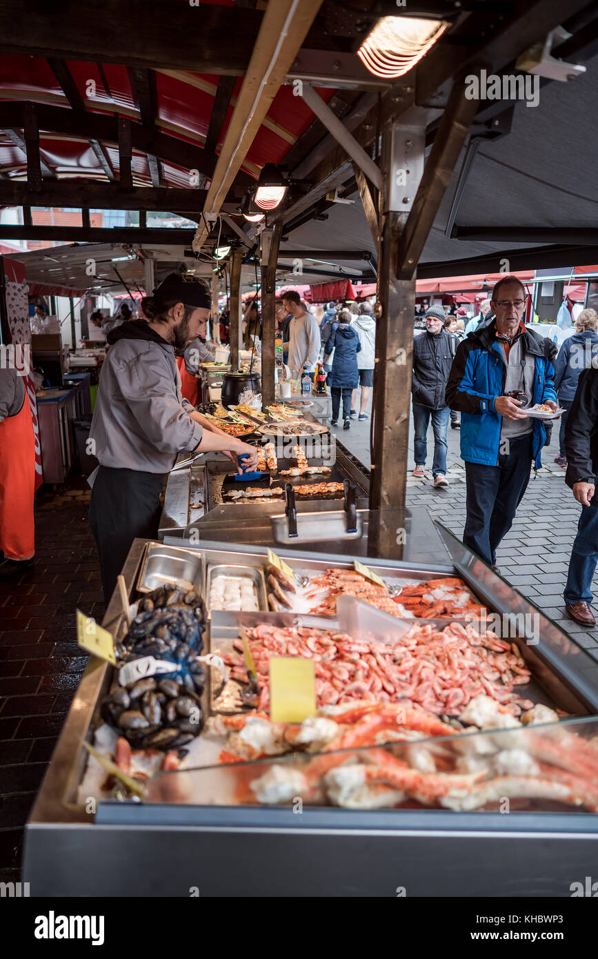 BERGEN, NORWAY - JUNE 16,2017: The Bergen Fish Market (Fisketorget ...