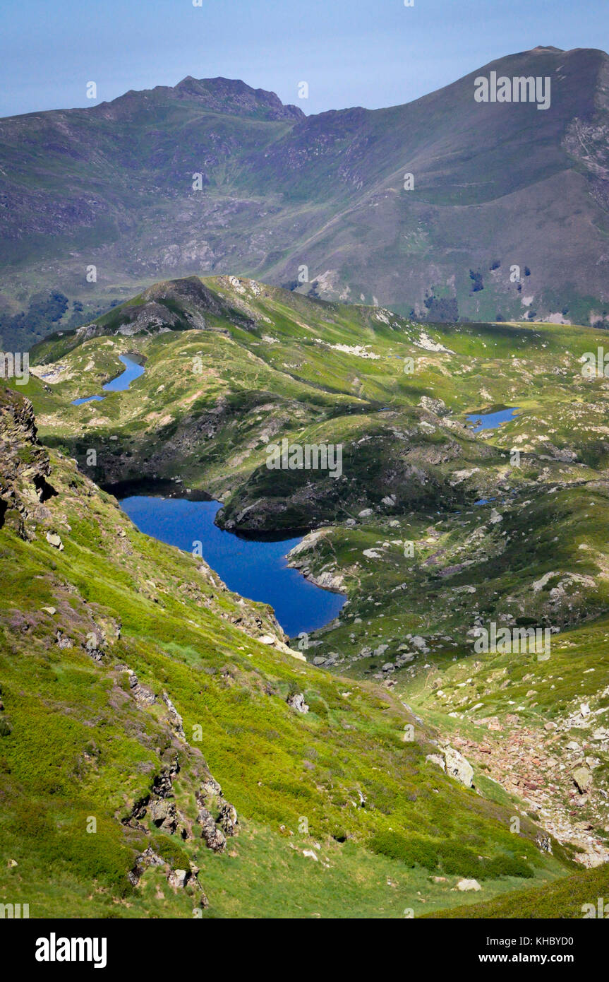 Summit ponds hi-res stock photography and images - Alamy