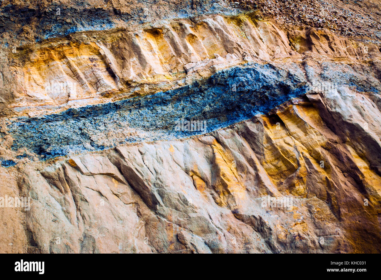 Red clay cliffs hi-res stock photography and images - Alamy