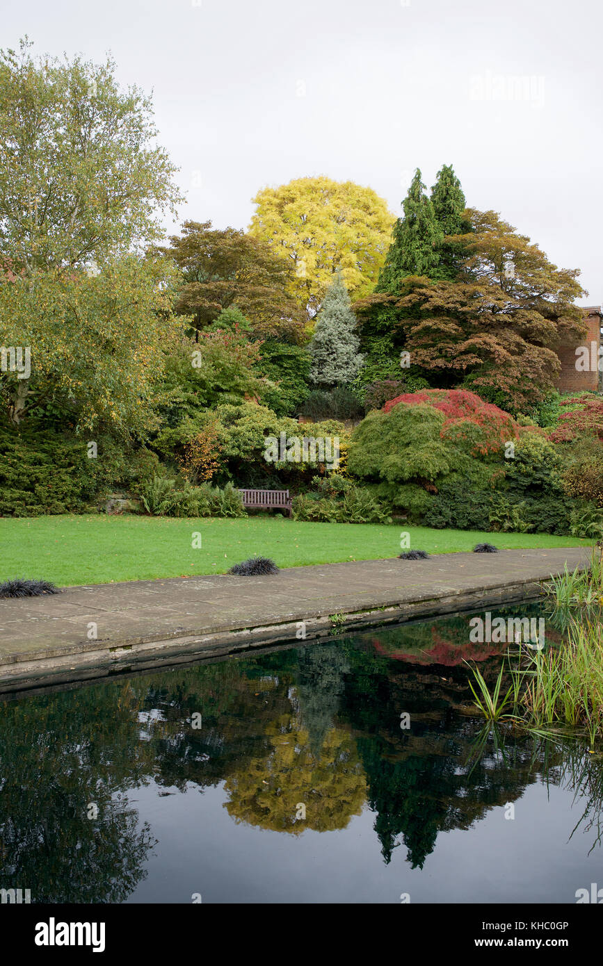 Heath city water park hi-res stock photography and images - Alamy