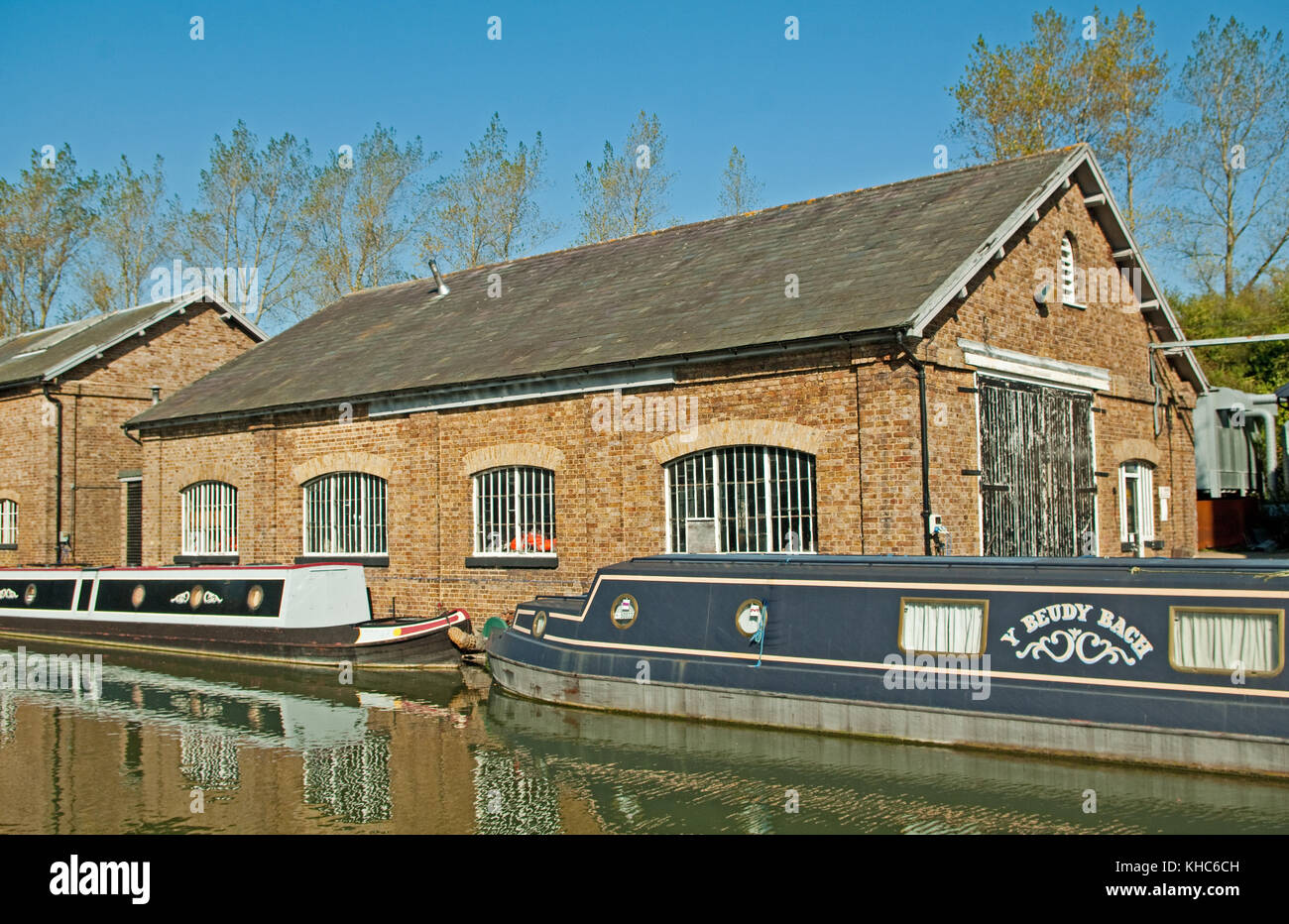 Bulbourne, Hertfordshire, Grand Union Canal, Iron Work; Factory; House ...