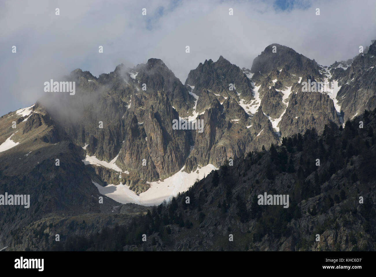 view on Mont Clapier in Mercantour *** Local Caption *** France, Alpes ...