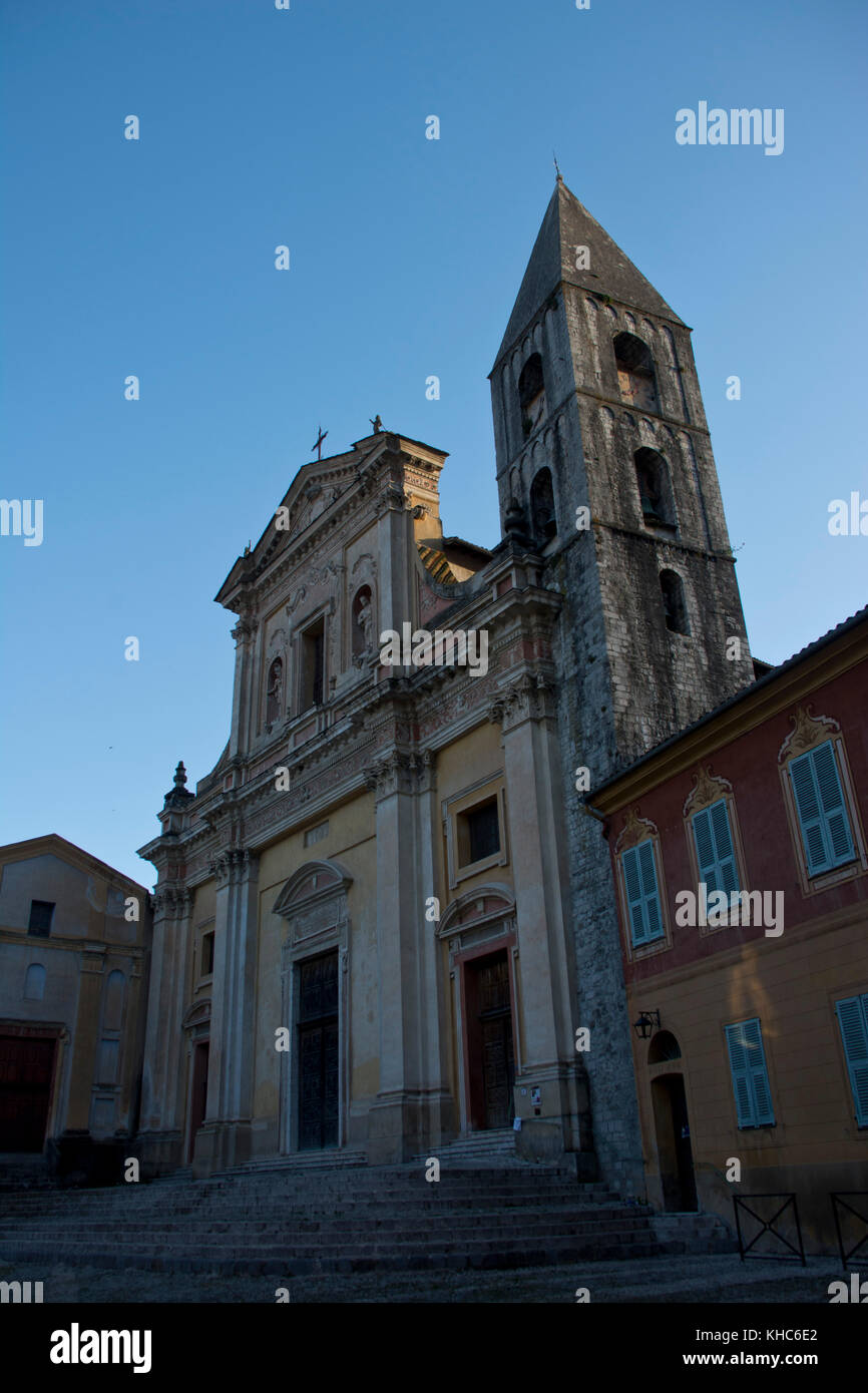 Sospel cathedral in evening light *** Local Caption *** France, Alpes ...