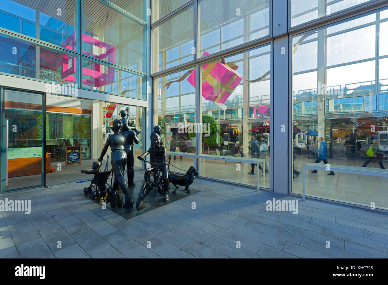 Milton keynes shopping centre hi-res stock photography and images - Alamy