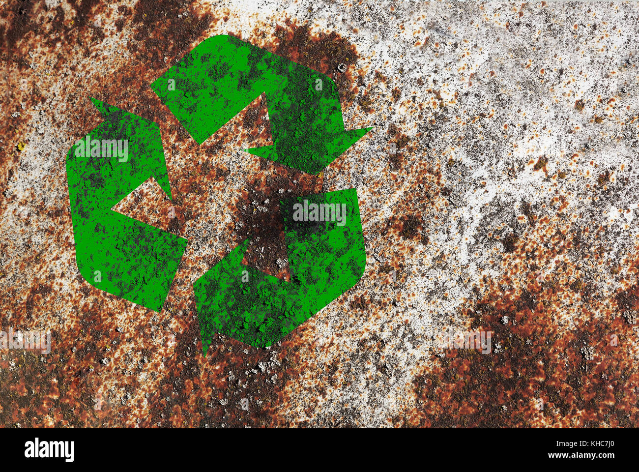 Grunge Recycle sign on rusty metal background texture Stock Photo - Alamy