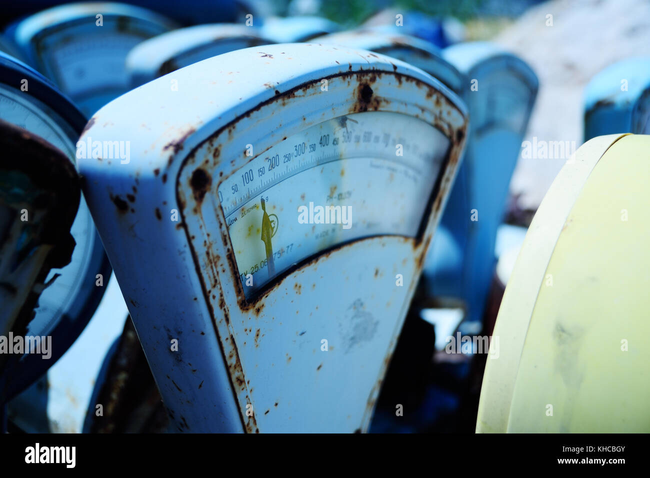 old rusty vintage scales Stock Photo - Alamy