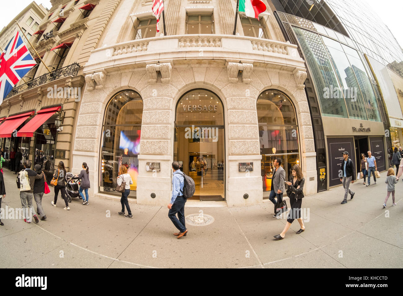Versace shop, 5th avenue, Manhattan, New York City, United States of ...