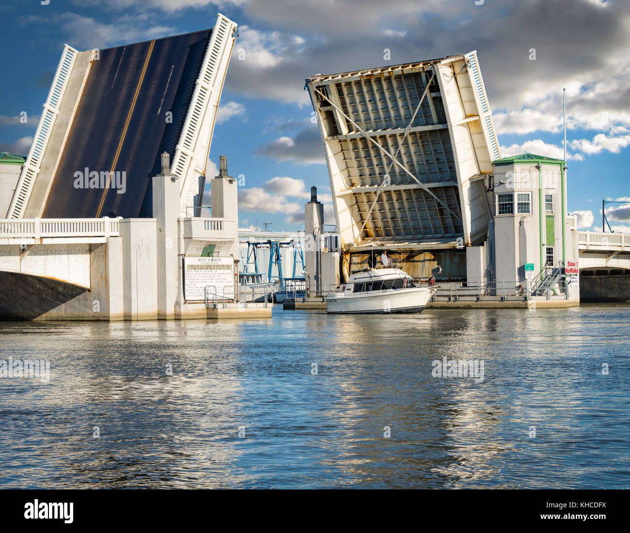 Portage river drawbridge hi-res stock photography and images - Alamy