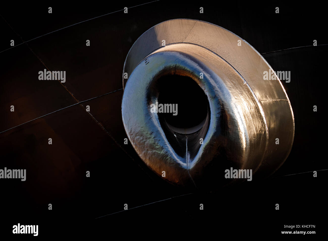 Hole ship hi-res stock photography and images - Alamy