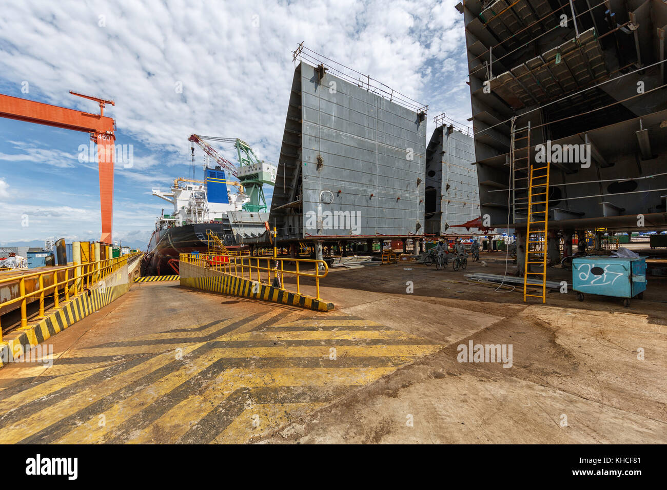 Ship blocks in dockyard. Camranh Shipyard. Vietnam Stock Photo - Alamy