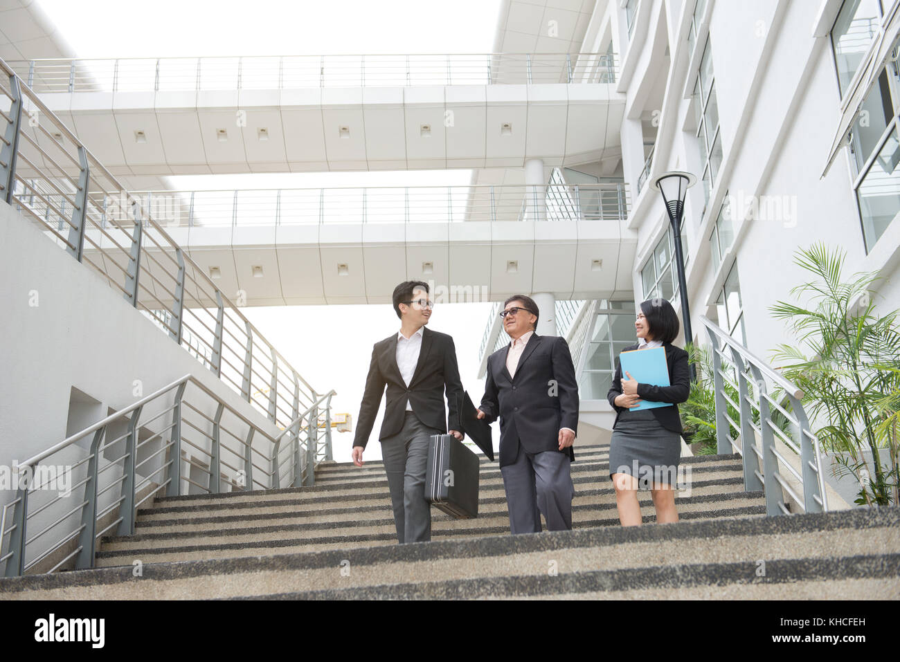 asian team meeting Stock Photo - Alamy
