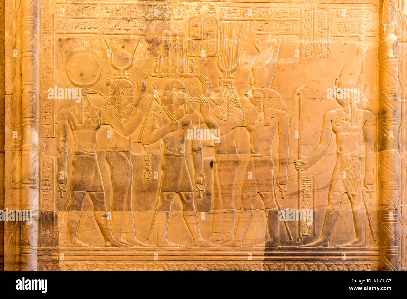 Hieroglyphen hi-res stock photography and images - Alamy